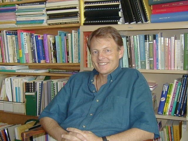 Jim Cummins expuso su hipótesis sobre el aprendizaje de idiomas